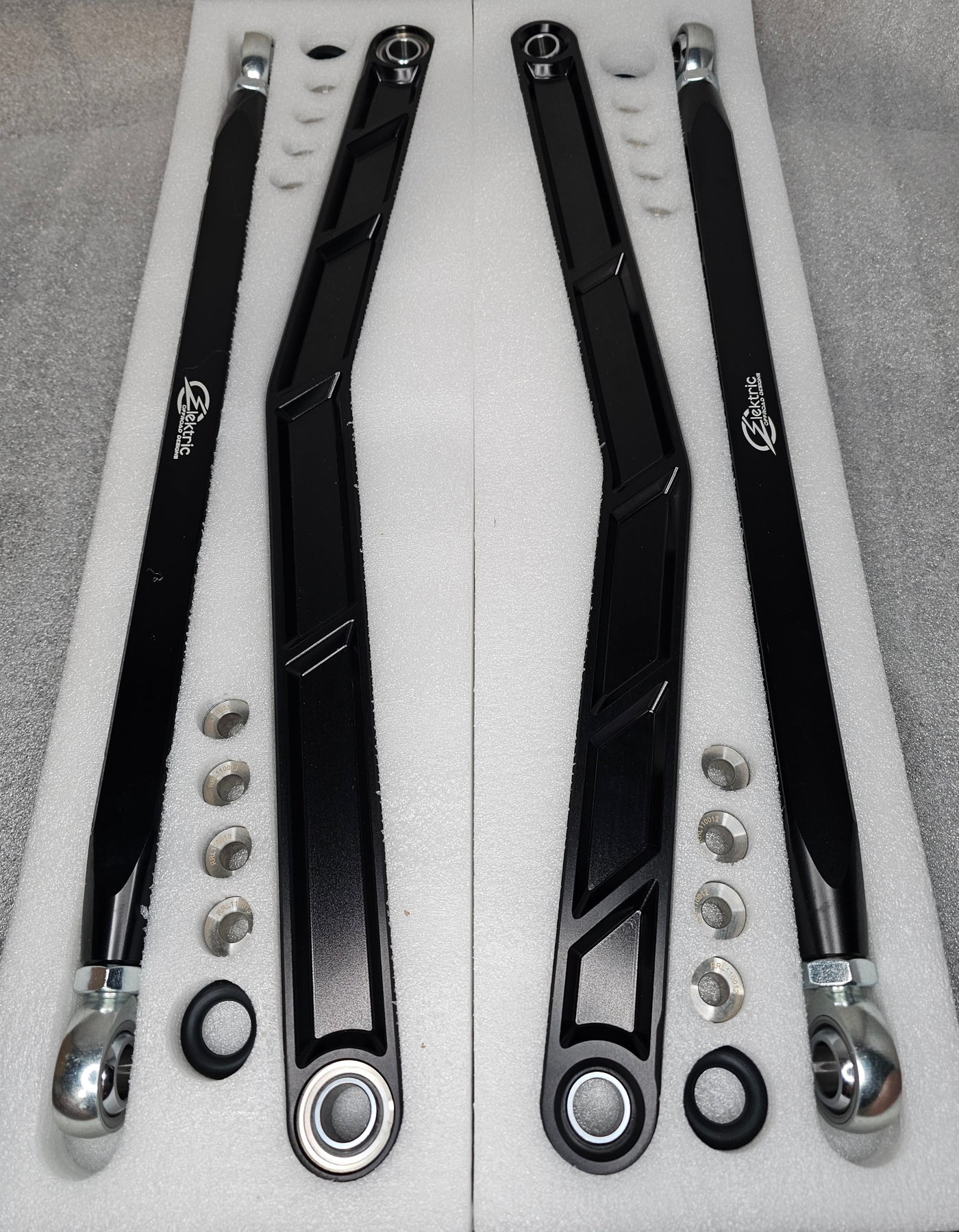 2020+ Polaris RZR Pro XP Radius Rods in Black Finish | EOD